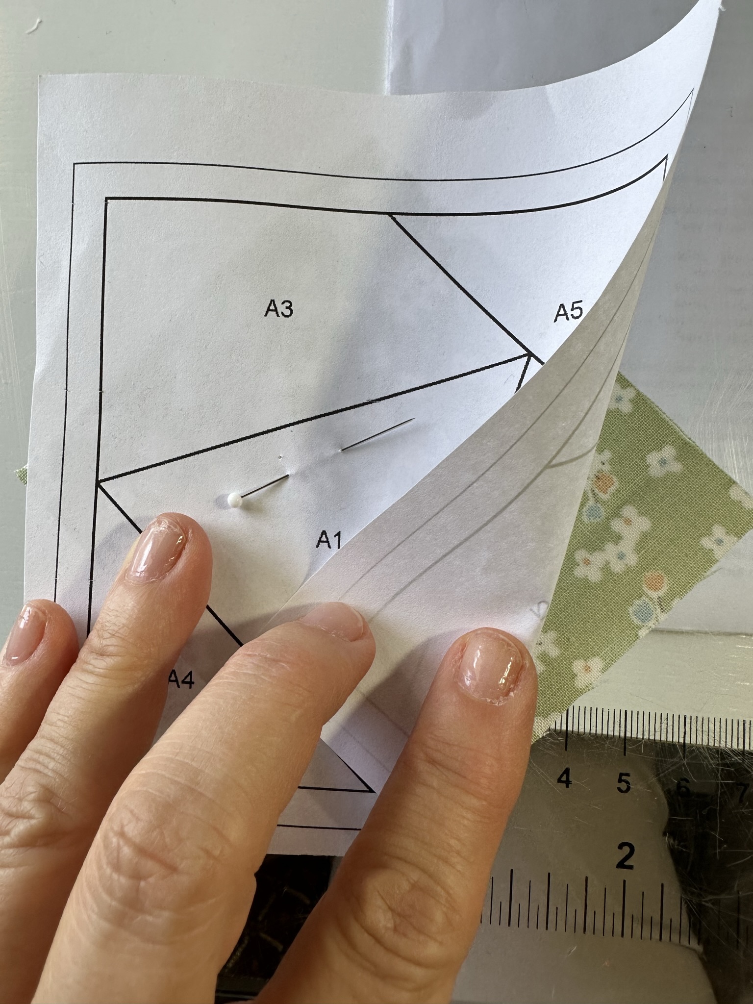 Paper piecing in a quilt block - Pieced Brain