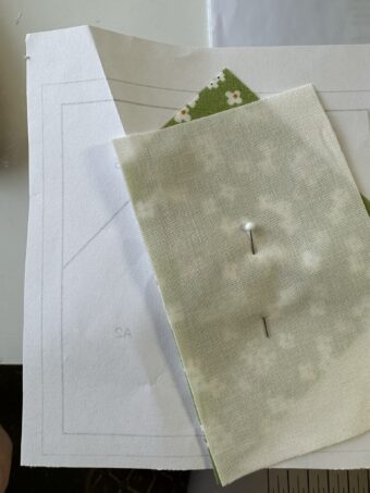 Paper piecing in a quilt block - Pieced Brain